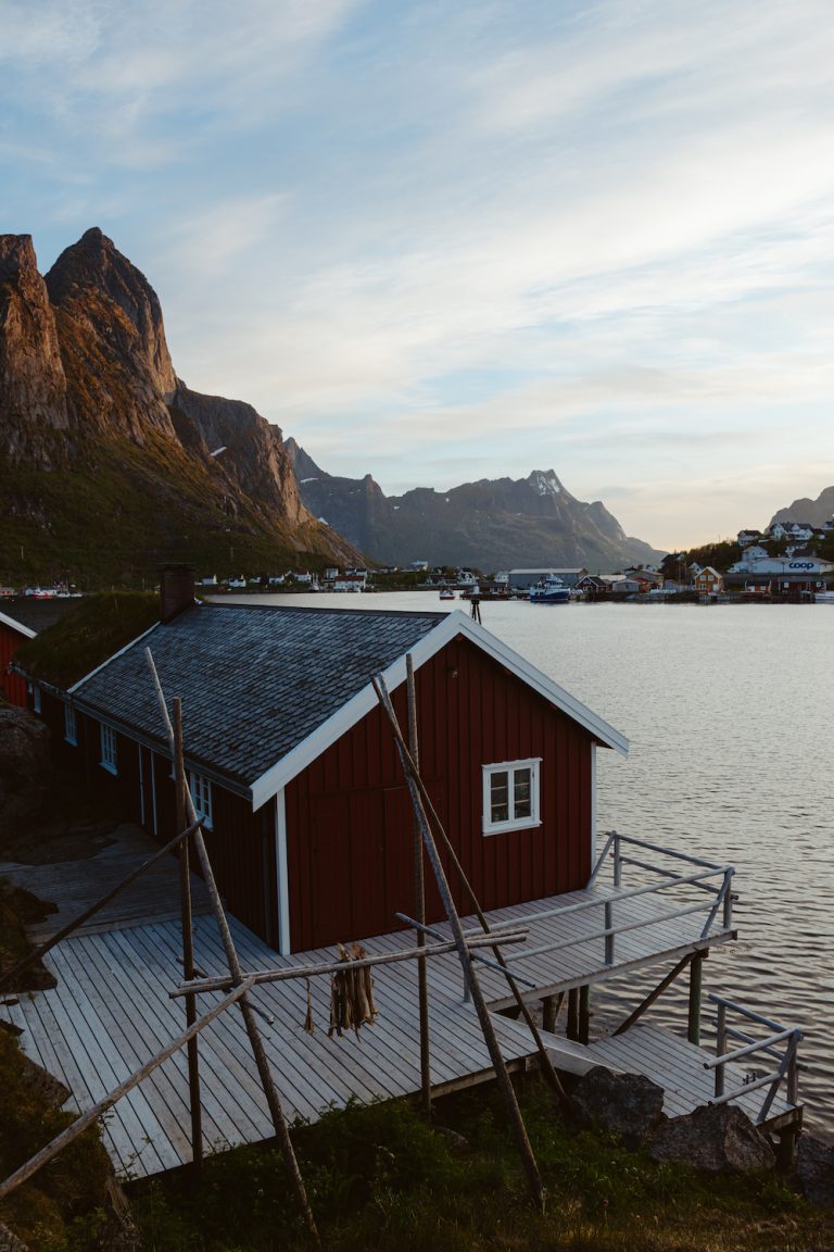 Alles over Reine en de Reinebringen! | We Are Travellers