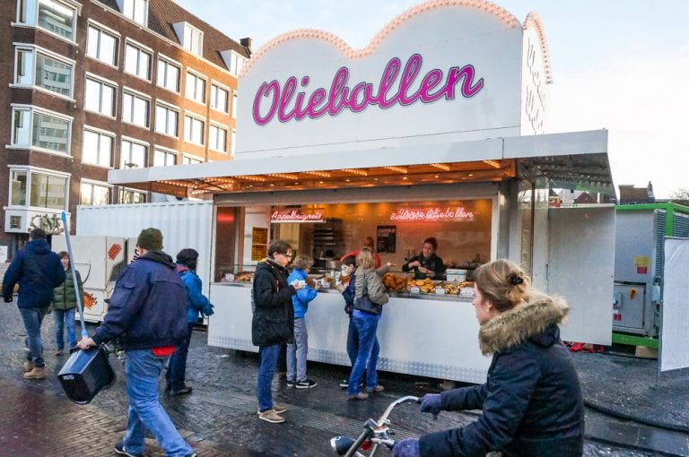 Wat is typisch Nederlands eten? Dit moet je ooit proeven!