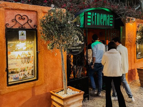 Kamari: Dit wil je doen in dit kustplaatsje op Santorini!