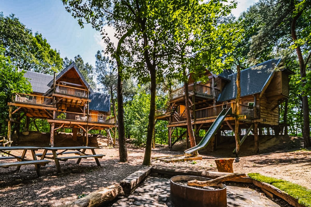 Slapen in een boomhut: vind de tofste plekken!